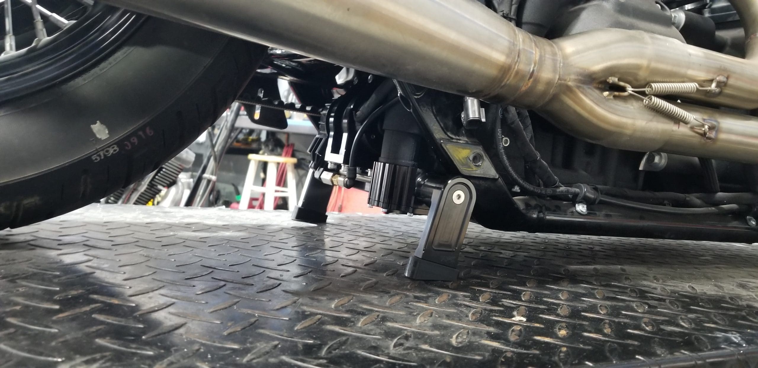 AFK Softail Electric Center Stand, '18 & Up | RUSH BIKES